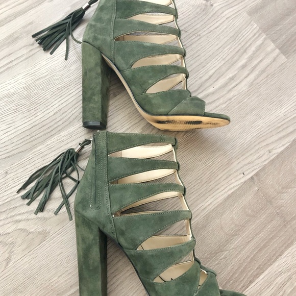 Marc Fisher | Shoes | Marc Fisher Hindera Open Toe Caged Sandal 5m ...